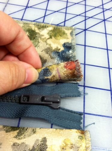 Inserting an Exposed Separating Zipper - Fit For Art Patterns